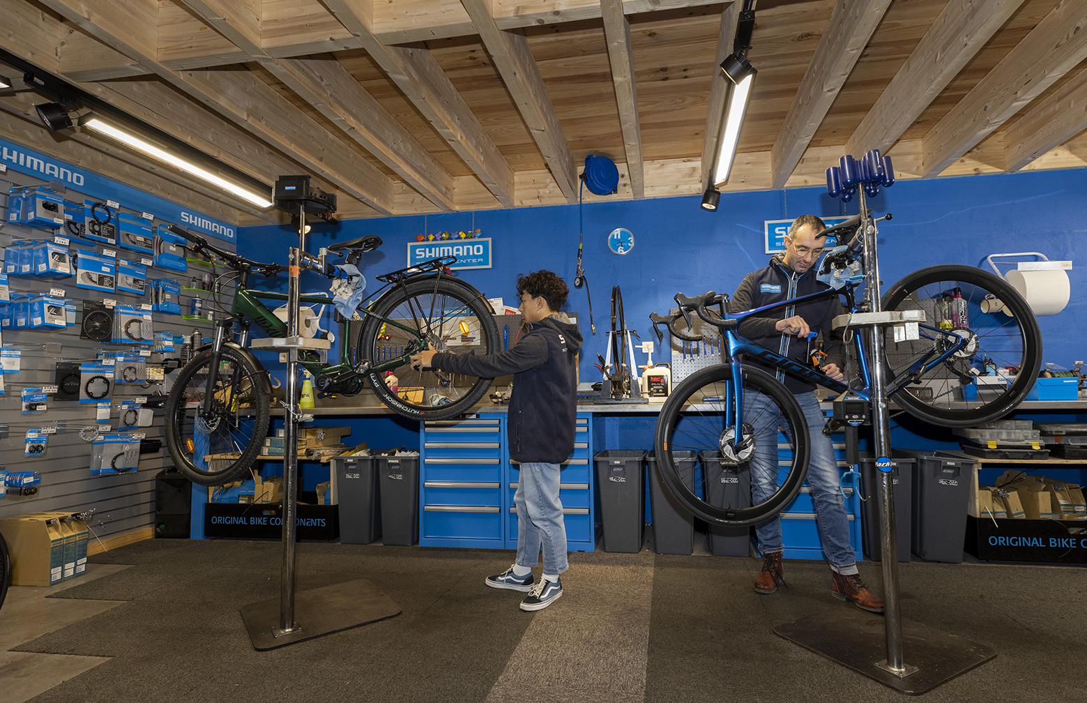 Entrenenir son vélo chez Roland Vélo. Shimano Service Center